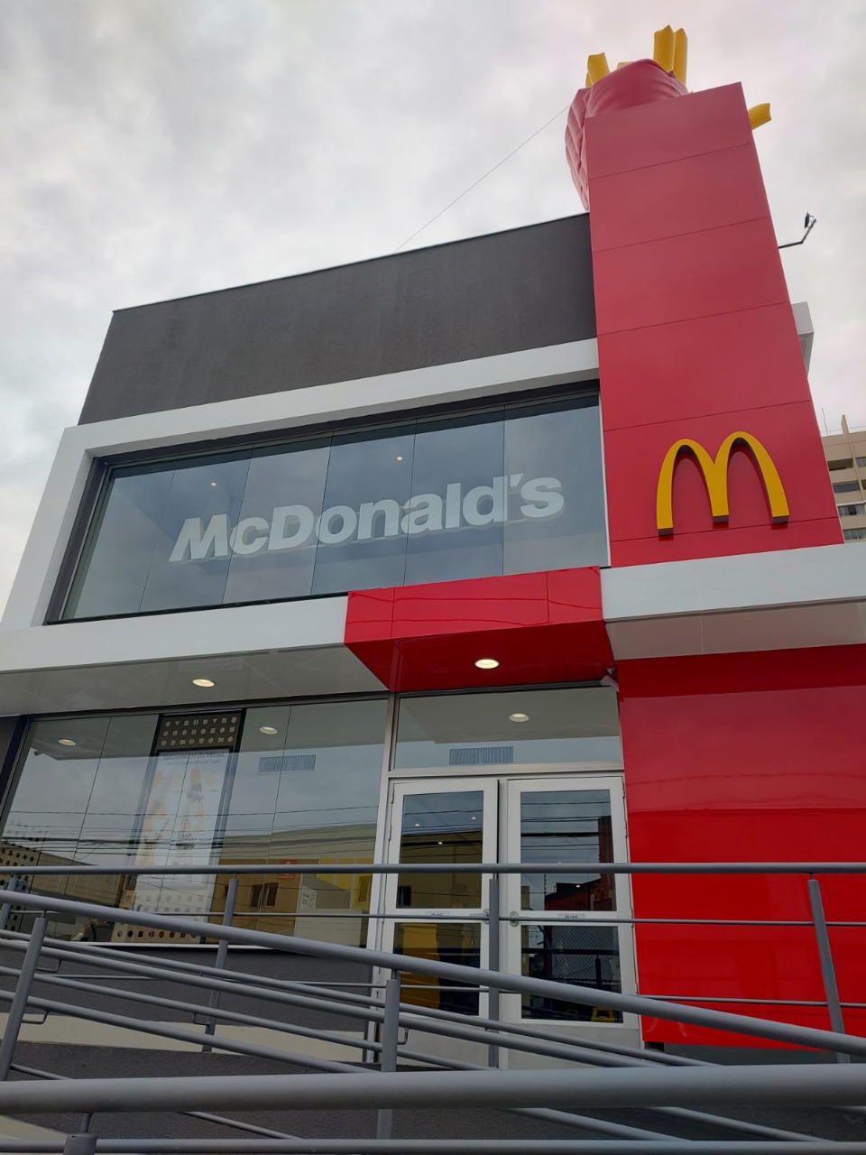 McDonald’s inaugura restaurante no bairro Imirim em São Paulo Nova ...